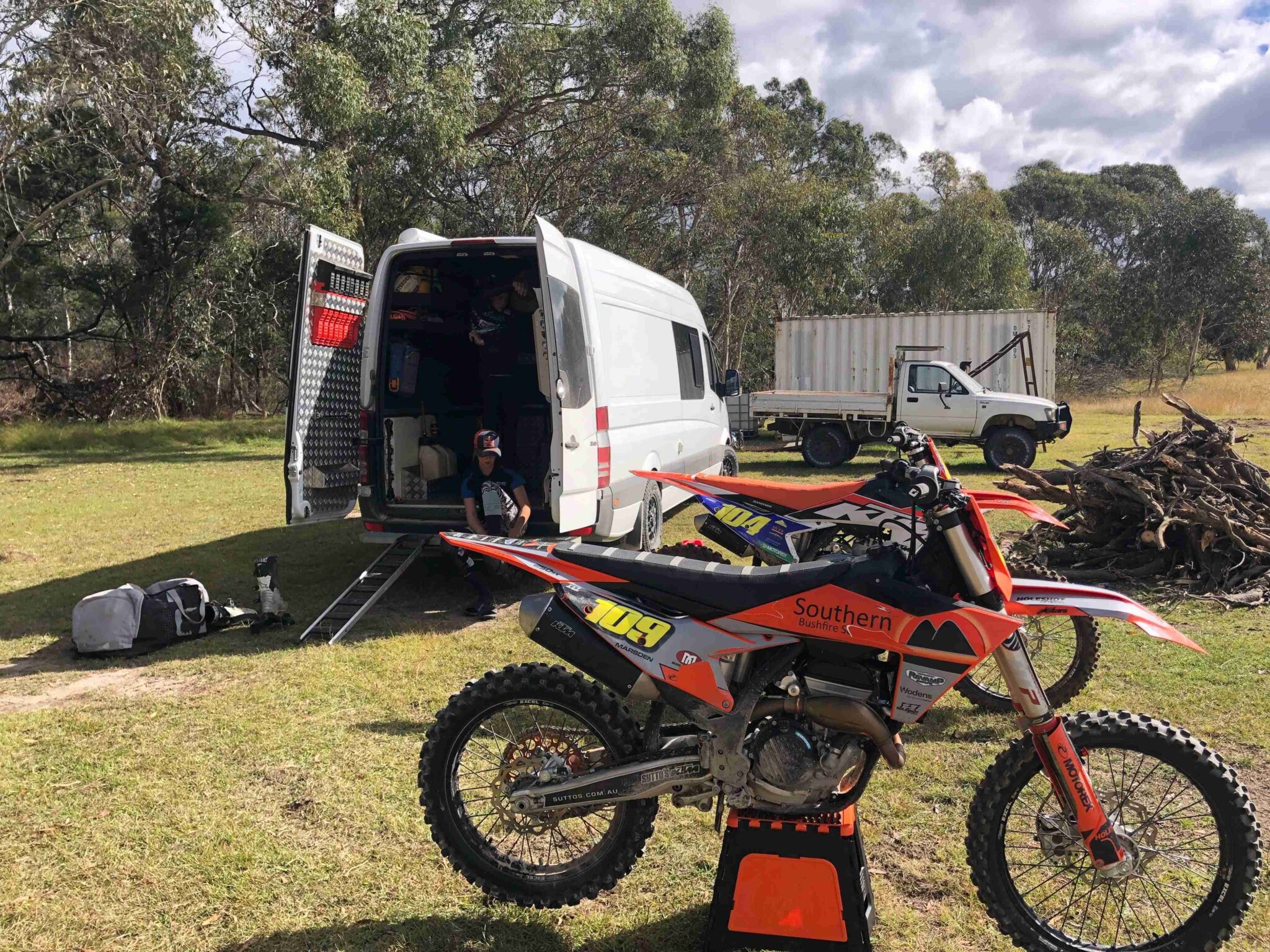 RevampAutoFit: Expert Van, Camper, and Bus Conversions for Your Perfect ...